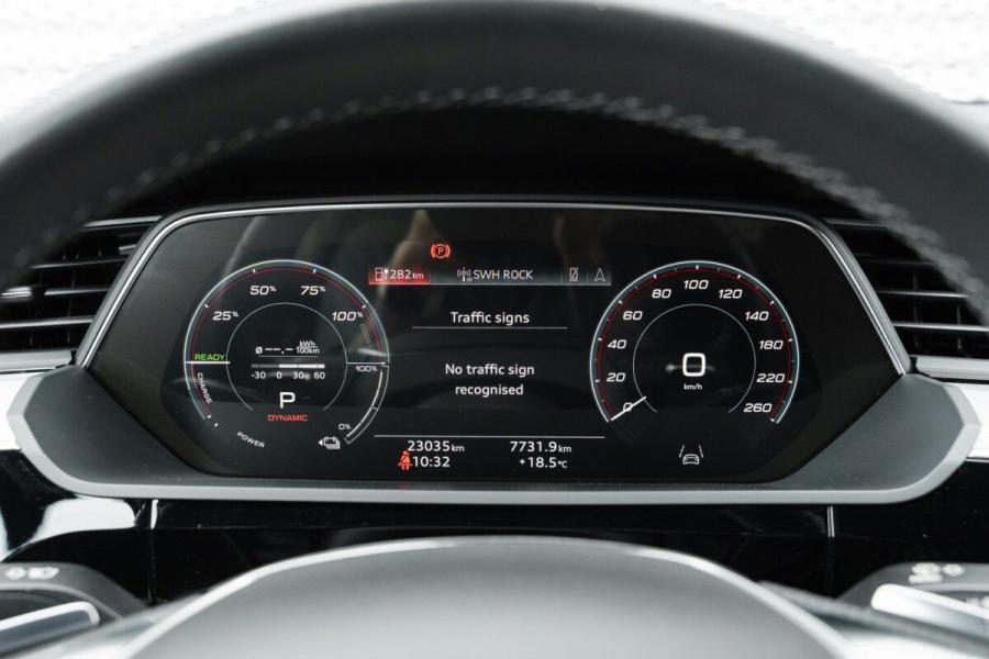 Balts Audi E-Tron 2022 Mārupe, ar dzinēja tilpumu 0.00 L un nobraukumu 23 tūkst. km par 43850 €, foto 13 vietnē AUTOMOTO.COM.LV