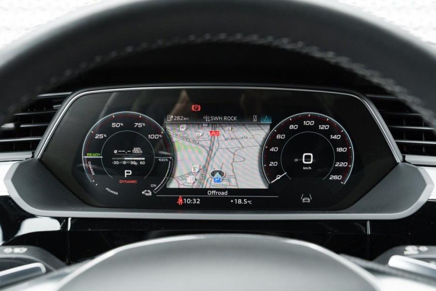 Balts Audi E-Tron 2022 Mārupe, ar dzinēja tilpumu 0.00 L un nobraukumu 23 tūkst. km par 43850 €, foto 14 vietnē AUTOMOTO.COM.LV