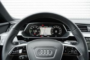 Balts Audi E-Tron 2022 Mārupe, ar dzinēja tilpumu 0.00 L un nobraukumu 23 tūkst. km par 43850 €, foto 15 vietnē AUTOMOTO.COM.LV