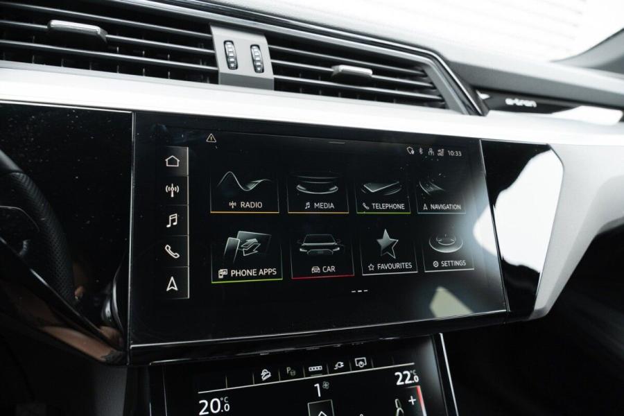 Balts Audi E-Tron 2022 Mārupe, ar dzinēja tilpumu 0.00 L un nobraukumu 23 tūkst. km par 43850 €, foto 19 vietnē AUTOMOTO.COM.LV