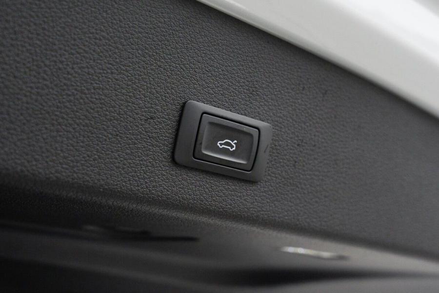 Balts Audi E-Tron 2022 Mārupe, ar dzinēja tilpumu 0.00 L un nobraukumu 23 tūkst. km par 43850 €, foto 29 vietnē AUTOMOTO.COM.LV