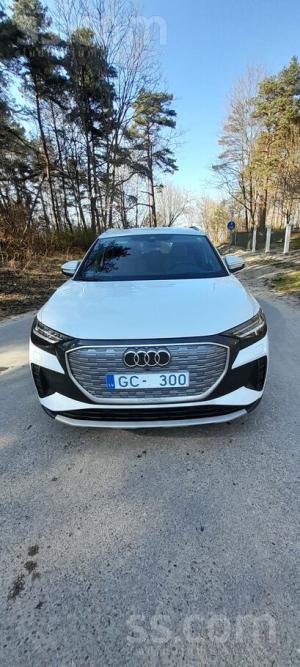 Balts Audi E-Tron 2022 Jūrmala, ar dzinēja tilpumu 0.00 L un nobraukumu 153 tūkst. km par 22900 €, foto  vietnē AUTOMOTO.COM.LV