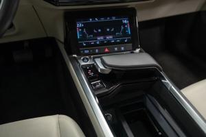 Белый Ауди E-Tron 2022 в Вильнюс, объемом двигателя 0.00 л и пробегом 49 тыс. км за 33500 €, фото 15 на AUTOMOTO.COM.LV