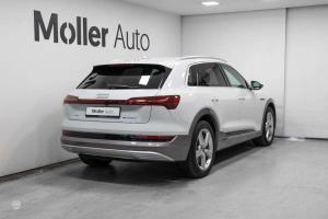 Balts Audi E-Tron 2022 Viļņa, ar dzinēja tilpumu 0.00 L un nobraukumu 49 tūkst. km par 33500 €, foto 4 vietnē AUTOMOTO.COM.LV