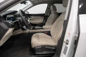 Balts Audi E-Tron 2022 Viļņa, ar dzinēja tilpumu 0.00 L un nobraukumu 49 tūkst. km par 33500 €, foto 6 vietnē AUTOMOTO.COM.LV