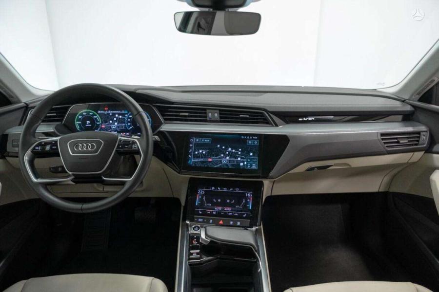 Balts Audi E-Tron 2022 Viļņa, ar dzinēja tilpumu 0.00 L un nobraukumu 49 tūkst. km par 33500 €, foto 10 vietnē AUTOMOTO.COM.LV