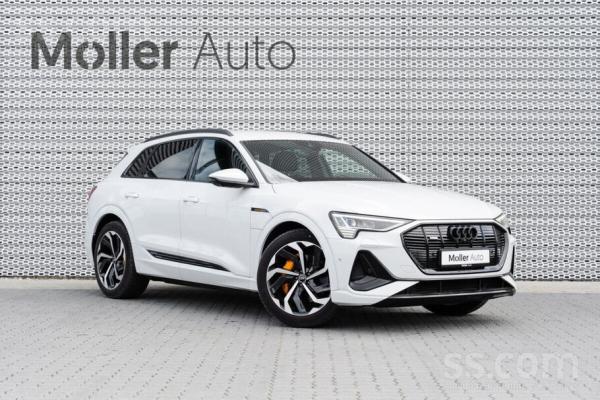 White Audi E-Tron 2022 in Riga, with an engine capacity of 0.00 L and mileage of 34 thousand km for 42000 €, photo 2 on AUTOMOTO.COM.LV