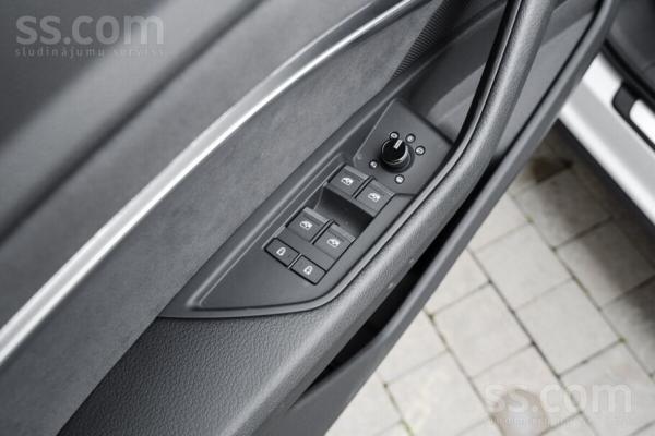 White Audi E-Tron 2022 in Riga, with an engine capacity of 0.00 L and mileage of 34 thousand km for 42000 €, photo 7 on AUTOMOTO.COM.LV