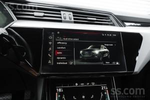 Balts Audi E-Tron 2022 Rīga, ar dzinēja tilpumu 0.00 L un nobraukumu 34 tūkst. km par 42000 €, foto 23 vietnē AUTOMOTO.COM.LV