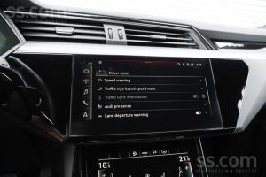 Balts Audi E-Tron 2022 Rīga, ar dzinēja tilpumu 0.00 L un nobraukumu 34 tūkst. km par 42000 €, foto 26 vietnē AUTOMOTO.COM.LV