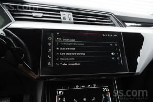 Balts Audi E-Tron 2022 Rīga, ar dzinēja tilpumu 0.00 L un nobraukumu 34 tūkst. km par 42000 €, foto 27 vietnē AUTOMOTO.COM.LV