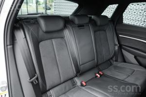 Balts Audi E-Tron 2022 Rīga, ar dzinēja tilpumu 0.00 L un nobraukumu 34 tūkst. km par 42000 €, foto 33 vietnē AUTOMOTO.COM.LV
