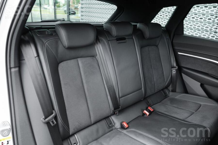 Balts Audi E-Tron 2022 Rīga, ar dzinēja tilpumu 0.00 L un nobraukumu 34 tūkst. km par 42000 €, foto 33 vietnē AUTOMOTO.COM.LV