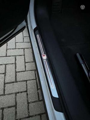 Белый Ауди E-Tron 2022 в Кретинга, объемом двигателя 0.00 л и пробегом 41 тыс. км за 43000 €, фото 23 на AUTOMOTO.COM.LV