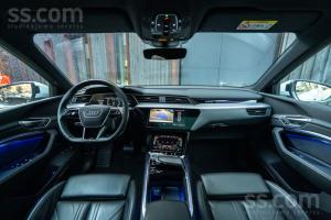 Balts Audi E-Tron 2022 Rīga, ar dzinēja tilpumu 0.00 L un nobraukumu 95 tūkst. km par 36500 €, foto 23 vietnē AUTOMOTO.COM.LV