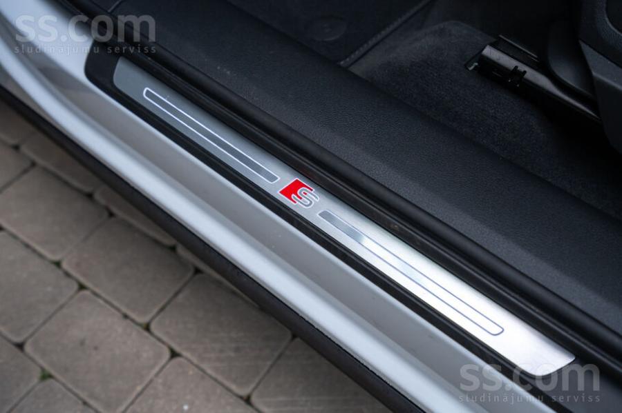 Balts Audi E-Tron 2022 Rīga, ar dzinēja tilpumu 0.00 L un nobraukumu 95 tūkst. km par 36500 €, foto 34 vietnē AUTOMOTO.COM.LV