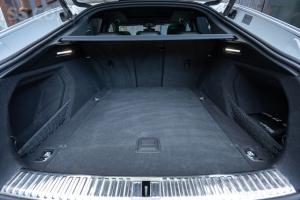 Balts Audi E-Tron 2022 Rīga, ar dzinēja tilpumu 0.00 L un nobraukumu 95 tūkst. km par 36500 €, foto 36 vietnē AUTOMOTO.COM.LV