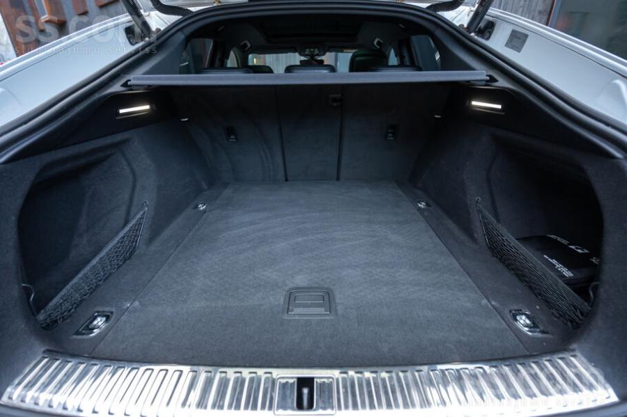 Balts Audi E-Tron 2022 Rīga, ar dzinēja tilpumu 0.00 L un nobraukumu 95 tūkst. km par 36500 €, foto 36 vietnē AUTOMOTO.COM.LV