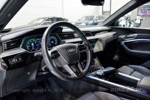 White Audi E-Tron 2022 in Tallinn, with an engine capacity of 0.00 L and mileage of 34 thousand km for 38500 €, photo 11 on AUTOMOTO.COM.LV