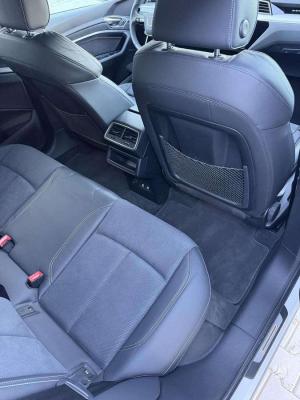 White Audi E-Tron 2022 in Vilnius, with an engine capacity of 0.00 L and mileage of 69 thousand km for 34990 €, photo 10 on AUTOMOTO.COM.LV