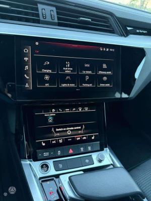 White Audi E-Tron 2022 in Vilnius, with an engine capacity of 0.00 L and mileage of 69 thousand km for 34990 €, photo 20 on AUTOMOTO.COM.LV