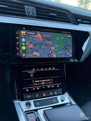 White Audi E-Tron 2022 in Vilnius, with an engine capacity of 0.00 L and mileage of 69 thousand km for 34990 €, photo 23 on AUTOMOTO.COM.LV
