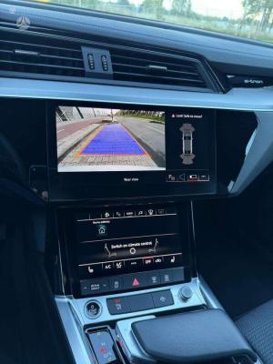 White Audi E-Tron 2022 in Vilnius, with an engine capacity of 0.00 L and mileage of 69 thousand km for 34990 €, photo 24 on AUTOMOTO.COM.LV