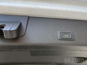 Balts Audi E-Tron 2023 Rīga, ar dzinēja tilpumu 0.00 L un nobraukumu 131 tūkst. km par 31999 €, foto 14 vietnē AUTOMOTO.COM.LV
