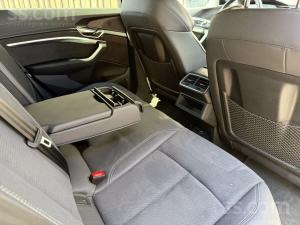 Balts Audi E-Tron 2023 Rīga, ar dzinēja tilpumu 0.00 L un nobraukumu 131 tūkst. km par 31999 €, foto 17 vietnē AUTOMOTO.COM.LV