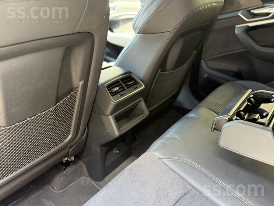 Balts Audi E-Tron 2023 Rīga, ar dzinēja tilpumu 0.00 L un nobraukumu 131 tūkst. km par 31999 €, foto 24 vietnē AUTOMOTO.COM.LV