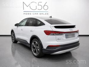 White Audi E-Tron 2023 in Riga, with an engine capacity of 0.00 L and mileage of 104 thousand km for 35990 €, photo 6 on AUTOMOTO.COM.LV