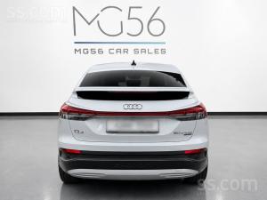 White Audi E-Tron 2023 in Riga, with an engine capacity of 0.00 L and mileage of 104 thousand km for 35990 €, photo 7 on AUTOMOTO.COM.LV