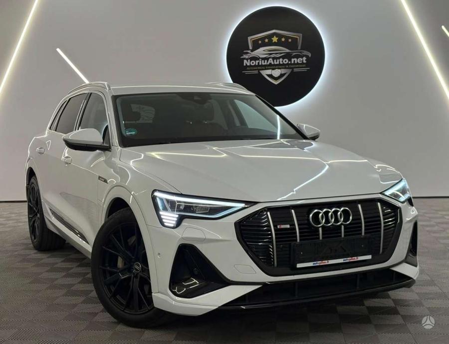 White Audi E-Tron 2023 in Marijampole, with an engine capacity of 0.00 L and mileage of 31 thousand km for 32650 €, photo 1 on AUTOMOTO.COM.LV