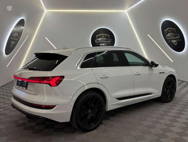 Balts Audi E-Tron 2023 Marijampole, ar dzinēja tilpumu 0.00 L un nobraukumu 31 tūkst. km par 32650 €, foto 9 vietnē AUTOMOTO.COM.LV