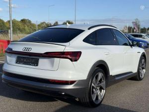 Balts Audi E-Tron 2023 Viļņa, ar dzinēja tilpumu 0.00 L un nobraukumu 48 tūkst. km par 39999 €, foto 4 vietnē AUTOMOTO.COM.LV