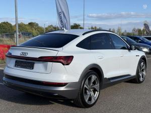 Balts Audi E-Tron 2023 Viļņa, ar dzinēja tilpumu 0.00 L un nobraukumu 48 tūkst. km par 39999 €, foto 6 vietnē AUTOMOTO.COM.LV