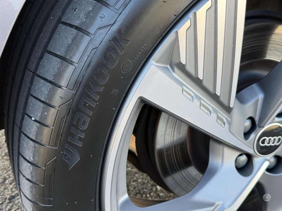Balts Audi E-Tron 2023 Viļņa, ar dzinēja tilpumu 0.00 L un nobraukumu 48 tūkst. km par 39999 €, foto 20 vietnē AUTOMOTO.COM.LV