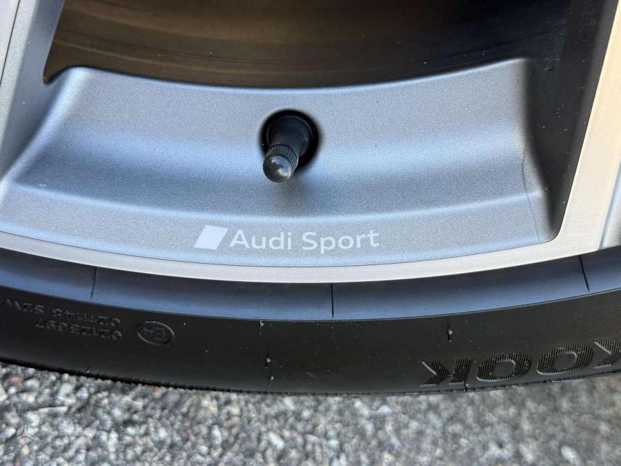 Balts Audi E-Tron 2023 Viļņa, ar dzinēja tilpumu 0.00 L un nobraukumu 48 tūkst. km par 39999 €, foto 21 vietnē AUTOMOTO.COM.LV