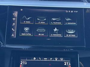 Balts Audi E-Tron 2023 Viļņa, ar dzinēja tilpumu 0.00 L un nobraukumu 48 tūkst. km par 39999 €, foto 39 vietnē AUTOMOTO.COM.LV