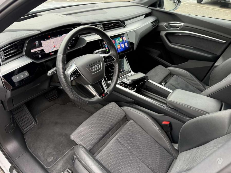 Balts Audi E-Tron 2023 Viļņa, ar dzinēja tilpumu 0.00 L un nobraukumu 48 tūkst. km par 39500 €, foto 35 vietnē AUTOMOTO.COM.LV