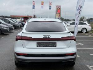 Balts Audi E-Tron 2023 Viļņa, ar dzinēja tilpumu 0.00 L un nobraukumu 48 tūkst. km par 39500 €, foto 7 vietnē AUTOMOTO.COM.LV