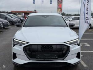 Balts Audi E-Tron 2023 Viļņa, ar dzinēja tilpumu 0.00 L un nobraukumu 48 tūkst. km par 39500 €, foto 10 vietnē AUTOMOTO.COM.LV