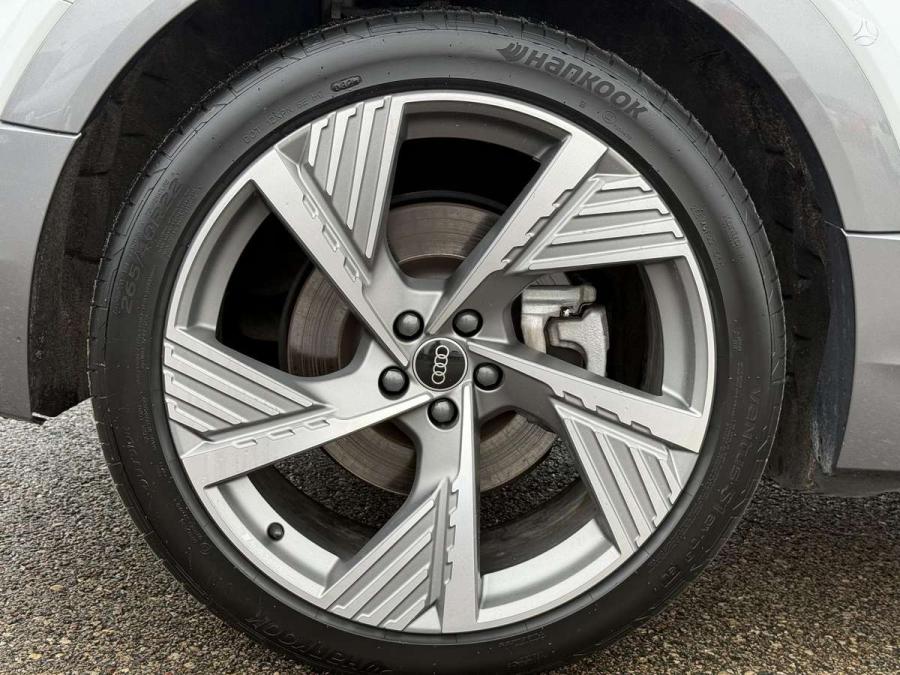 Balts Audi E-Tron 2023 Viļņa, ar dzinēja tilpumu 0.00 L un nobraukumu 48 tūkst. km par 39500 €, foto 18 vietnē AUTOMOTO.COM.LV
