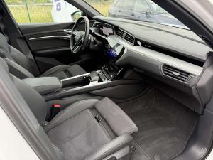 Balts Audi E-Tron 2023 Viļņa, ar dzinēja tilpumu 0.00 L un nobraukumu 48 tūkst. km par 39500 €, foto 24 vietnē AUTOMOTO.COM.LV