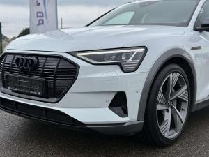 Balts Audi E-Tron 2023 Viļņa, ar dzinēja tilpumu 0.00 L un nobraukumu 48 tūkst. km par 39500 €, foto 68 vietnē AUTOMOTO.COM.LV