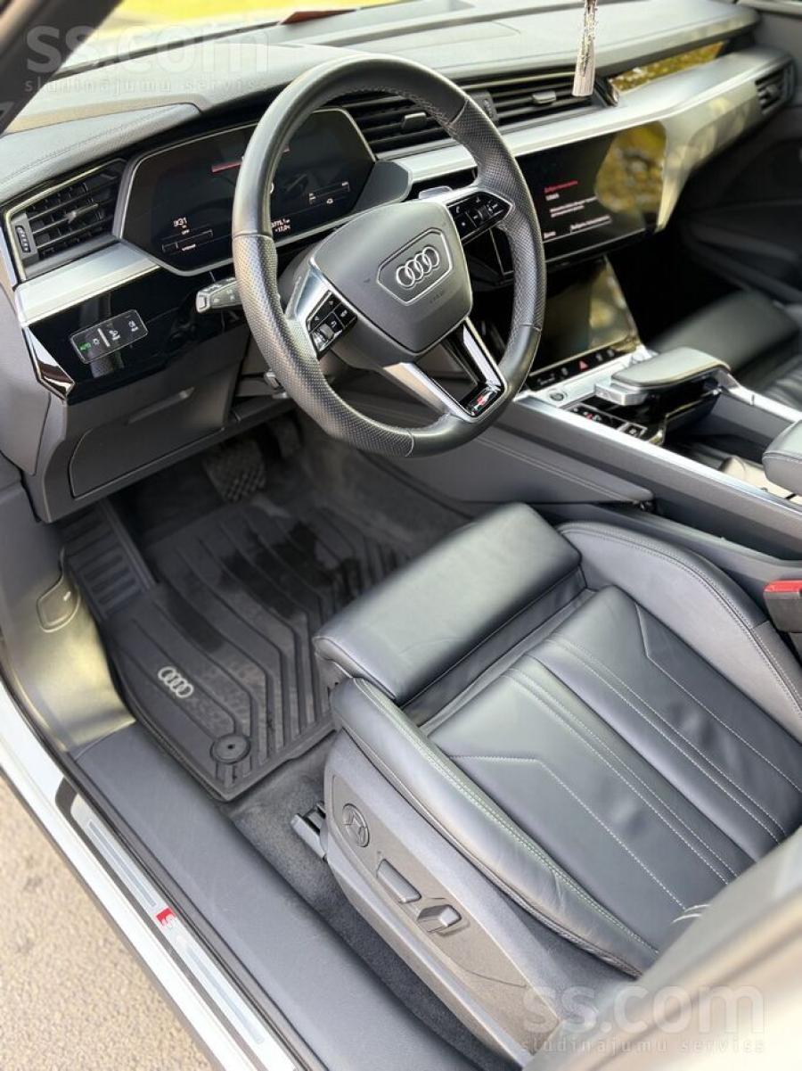 Balts Audi E-Tron 2023 Rīga, ar dzinēja tilpumu 0.00 L un nobraukumu 32 tūkst. km par 34900 €, foto 17 vietnē AUTOMOTO.COM.LV