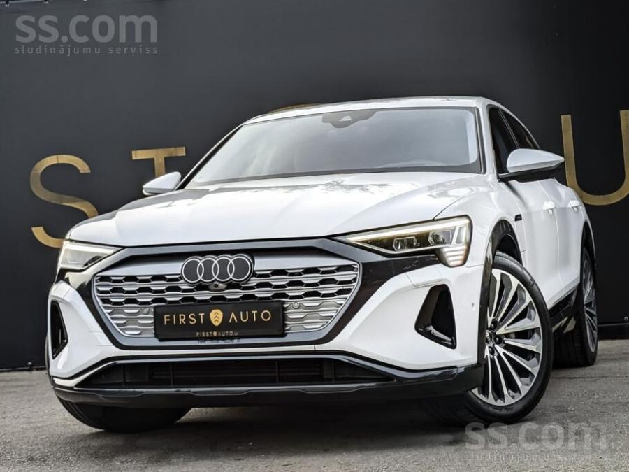 Balts Audi E-Tron 2023 Tukums, ar dzinēja tilpumu 0.00 L un nobraukumu 94 tūkst. km par 39990 €, foto 3 vietnē AUTOMOTO.COM.LV