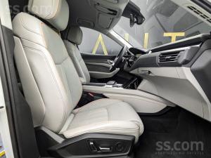 Balts Audi E-Tron 2023 Tukums, ar dzinēja tilpumu 0.00 L un nobraukumu 94 tūkst. km par 39990 €, foto 7 vietnē AUTOMOTO.COM.LV