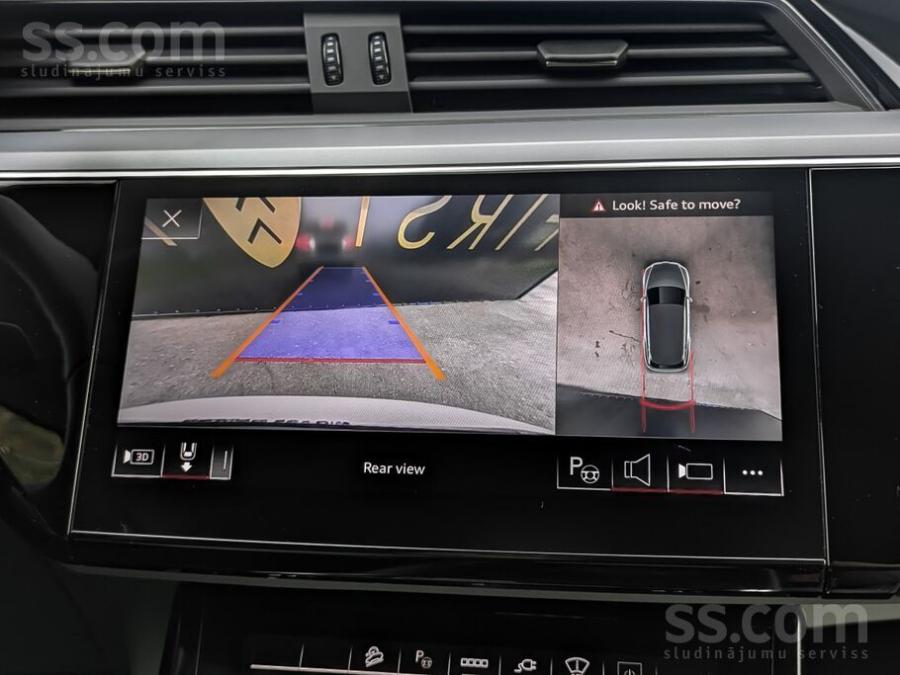 Balts Audi E-Tron 2023 Tukums, ar dzinēja tilpumu 0.00 L un nobraukumu 94 tūkst. km par 39990 €, foto 12 vietnē AUTOMOTO.COM.LV