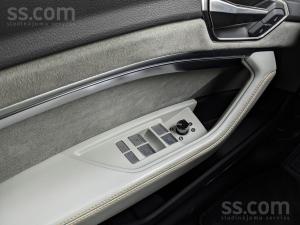 Balts Audi E-Tron 2023 Tukums, ar dzinēja tilpumu 0.00 L un nobraukumu 94 tūkst. km par 39990 €, foto 28 vietnē AUTOMOTO.COM.LV